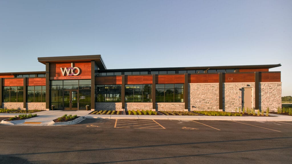 One Community Bank – Waunakee – Ideal Builders